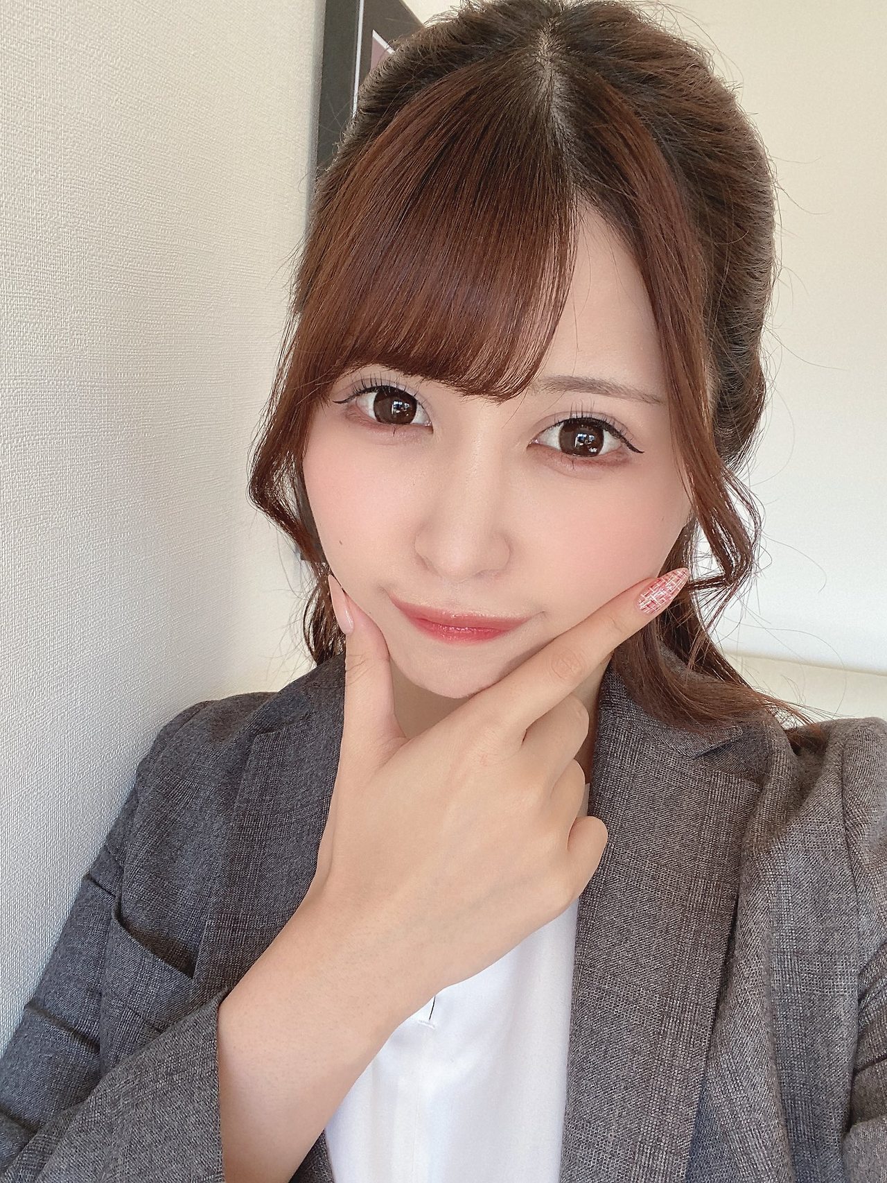 [96년생] 아리오카 미우(Miu Arioka, 有岡みう), 시이바 미쿠루 (Mikuru Shiiba, 椎葉みくる)