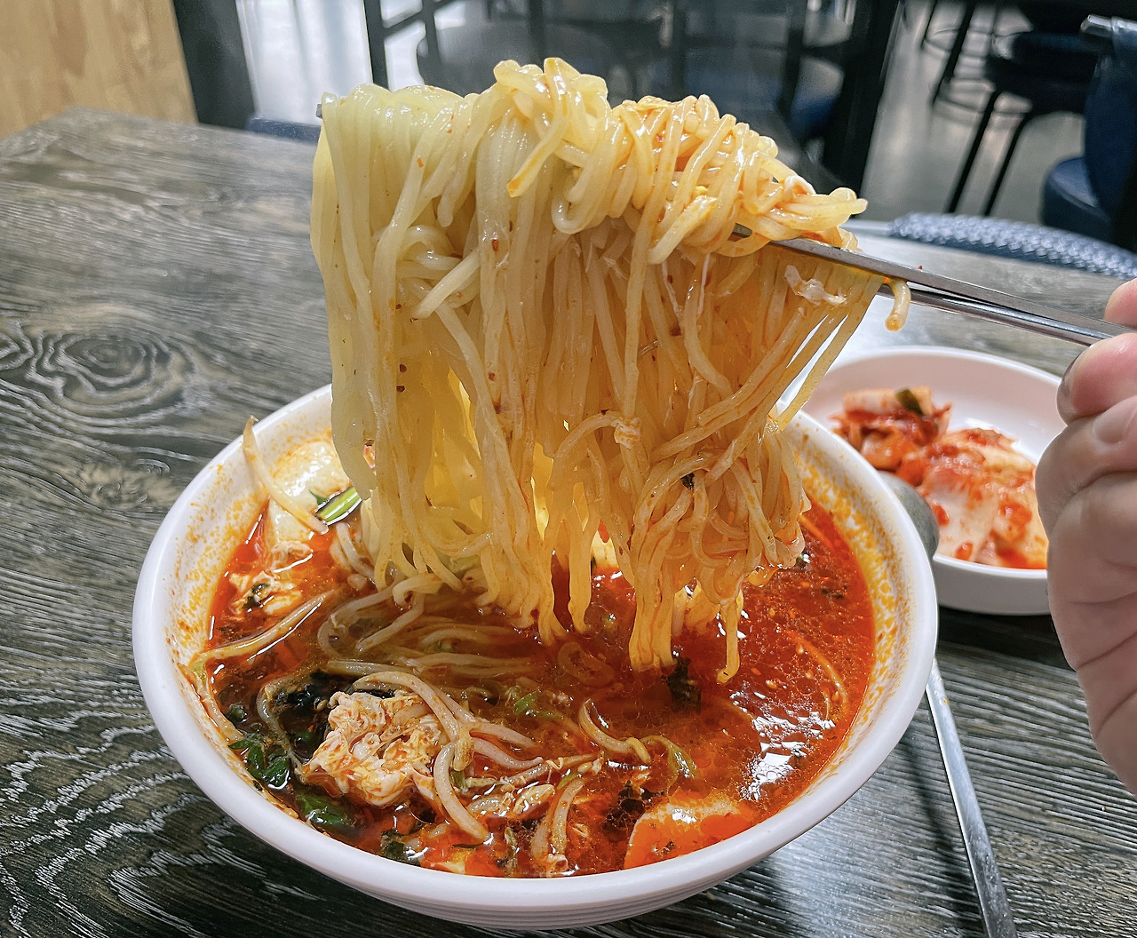 은평구 홍제동30년우동국수 순두부 우동은 어떤 맛일까
