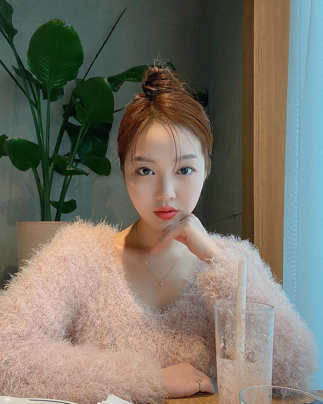 청순한 카페 사장님 인스타그램 셀카 사진 모음 — 스타들의★ 근황을 모아서