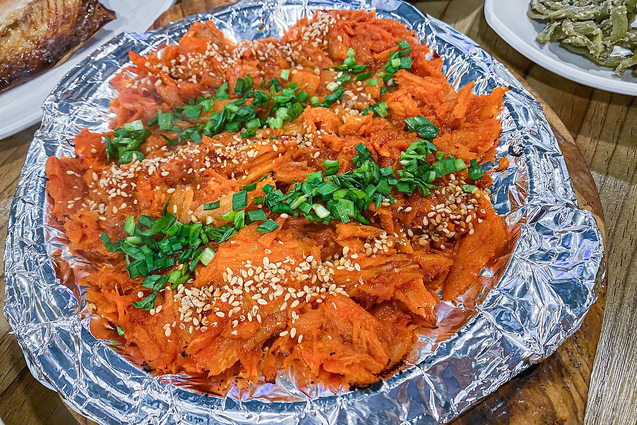 문경식당 오미자 고추장 삼겹살 석쇠구이 정식