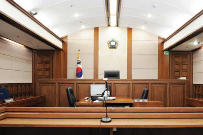 김동현 판사 프로필 부장판사 고향 나이 학력 판례 성향