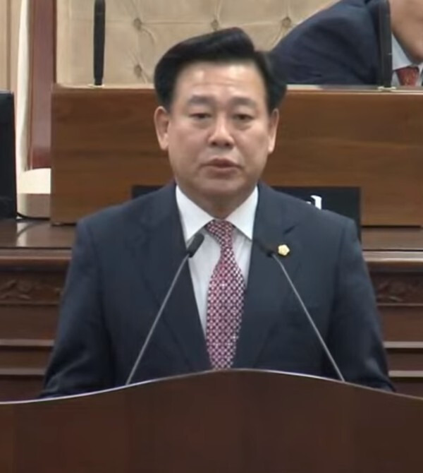 【5분발언】 청주시의회 홍순철 의원 ㅡ 청주시 공동 육아체계 확립을 위하여