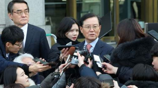 윤갑근 고등학교 검사 프로필 고향 출생지 나이 변호사 부인 아내 결혼