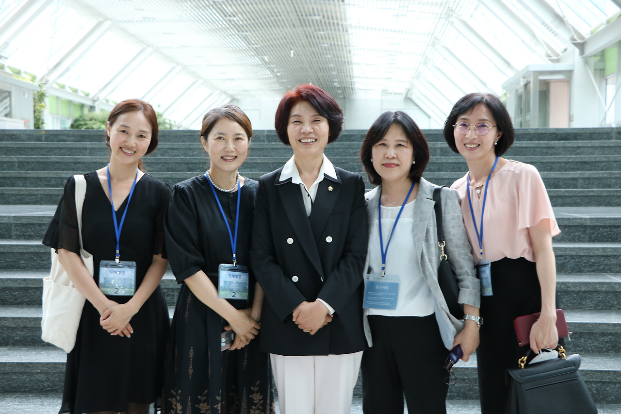한정애 닷컴 - 동행하실까요! :: [한정애 국회의원] 강서대학교 간호학과 의원실 방문