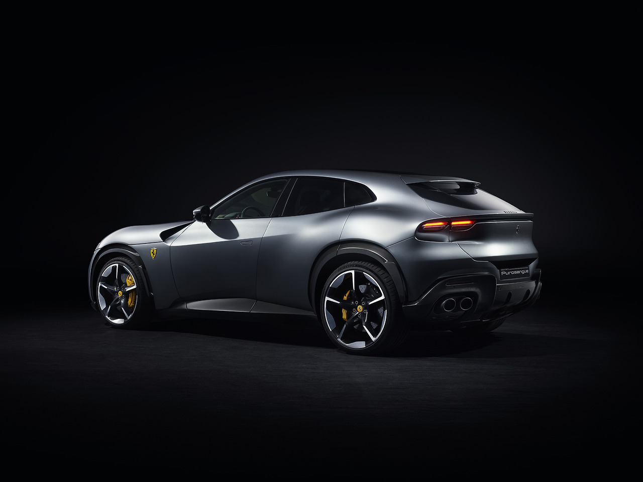 2023 페라리 프로산게ferrari Purosangue 사진 고화질 원본입니다