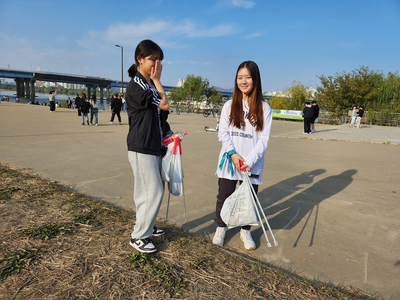 2022 첫 플로깅(Plogging) 챌린지 후기 :)┃언어문화NGO 조인어스코리아