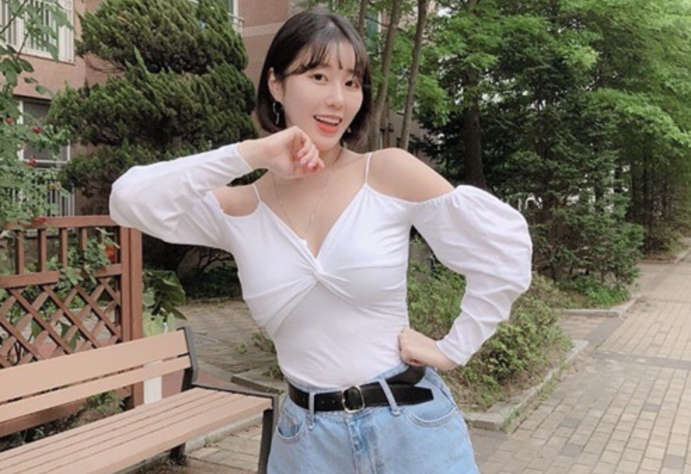 가수 나비 프로필 나이 몸매 성형 본명 학력 가수 활동 Mbti 인스타 지식정보