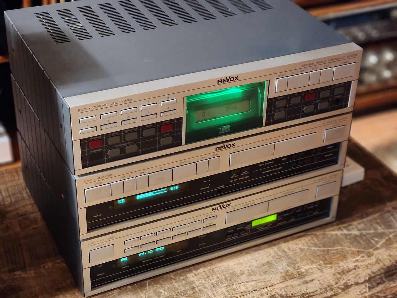 독일 Revox 리복스 사의 베스트셀러 명기 B225 CDP 입니다-A급-(Stock-out)