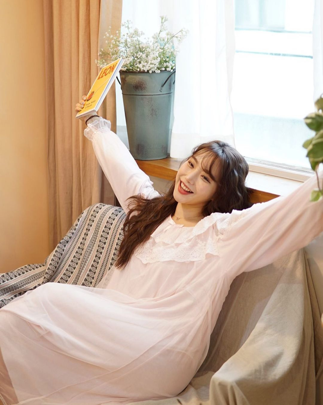 청순한 바른자세의 움쌤 셀카 사진 모음 — 스타들의★ 근황을 모아서
