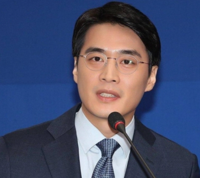 한준호 국회의원 프로필 아나운서 부인 키 학력 재산 지역구 총 정리