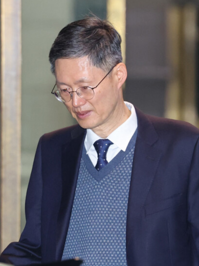 문형배 헌법재판관 프로필 고향 나이 헌법재판소장 권한대행 성향
