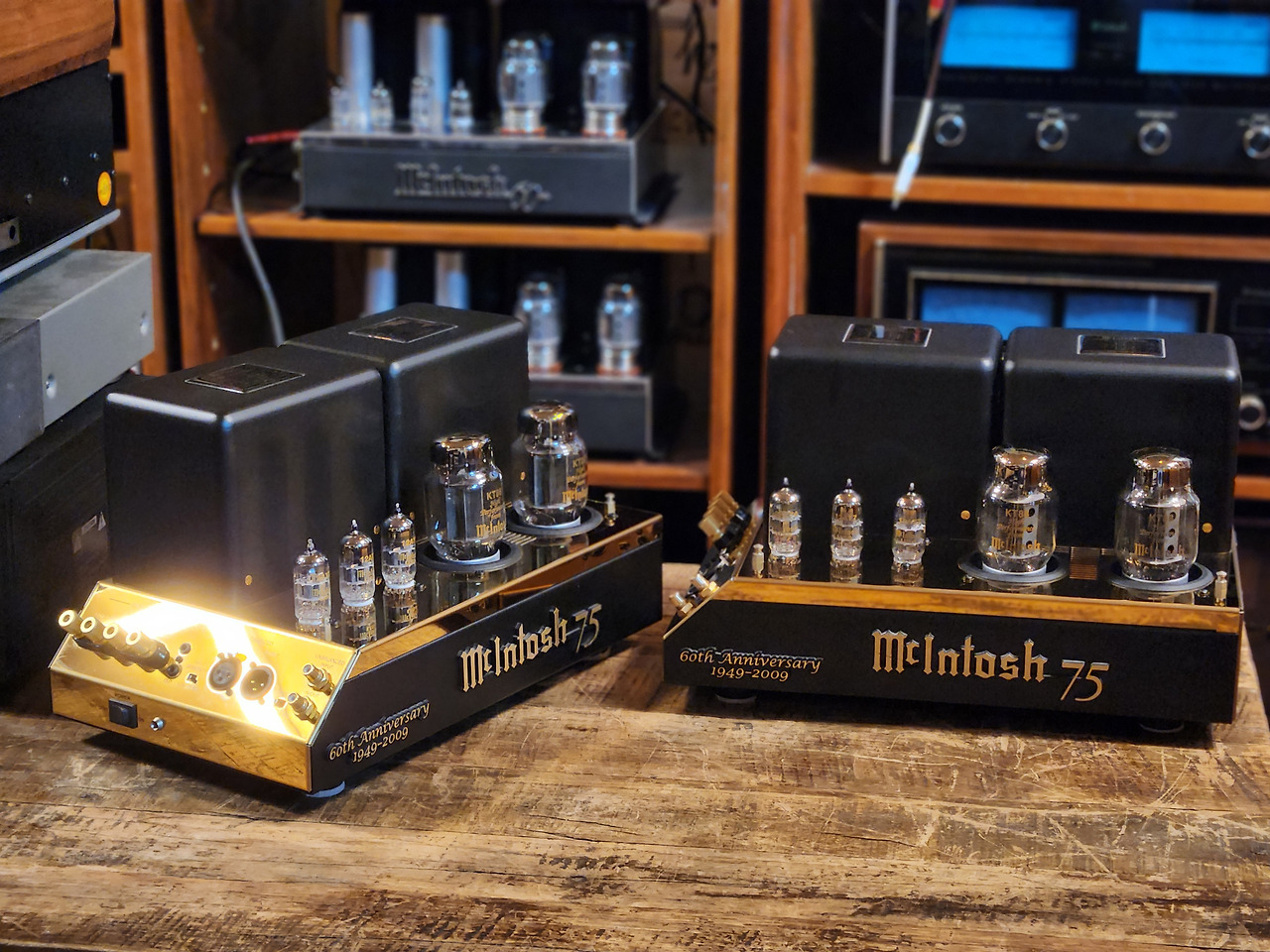 Mcintosh 맥킨토시 60주년 기념비 한정판 모델 Mc75 진공관 모노모노 파워엠프 입니다 극상품 60조한정발매 모델