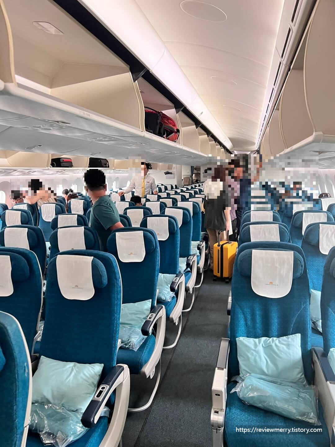 김해↔호치민 직항 노선 베트남항공 이코노미 좌석 이용 후기 및 정보