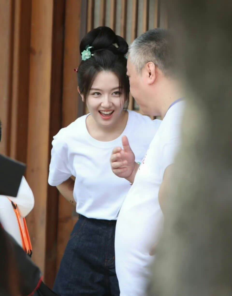임가륜 이란적 서정계 ‘유수초초 流水迢迢 촬영장 사진and 임가륜 사진