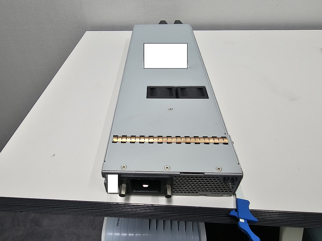 CISCO NEXUS 9500 샤시형 스위치의 모듈 구성