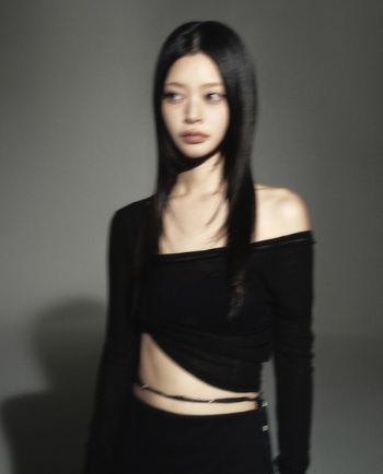 나좀봐 :: 예빈(YEBIN)-Lost In Her Shadow [연주/듣기]