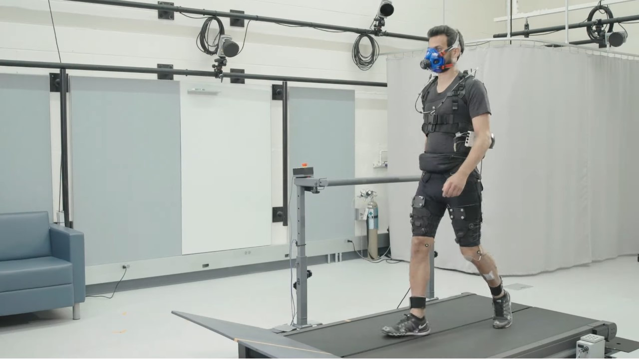 힙 엑소 슈트(Hip Exosuit)... 엉덩이에서 부드럽게 착용자의 운동 능력을 높여줄 귀여운 착용형 로봇...