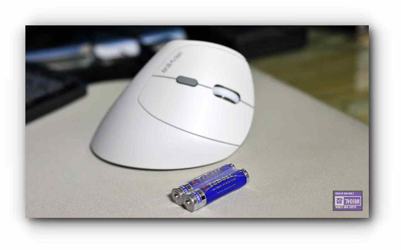 아이리버 EQwear-EV19 무소음 무선 버티컬 마우스 후기