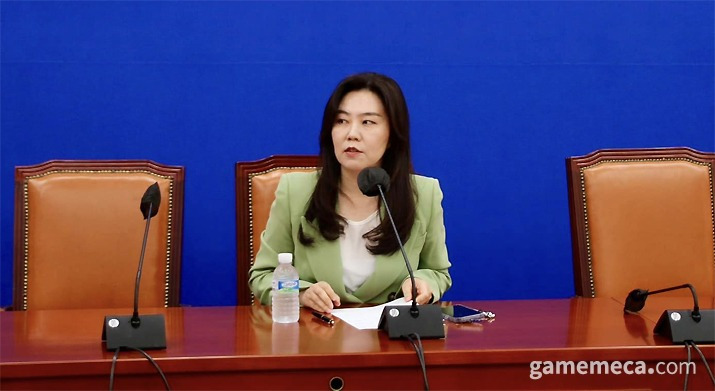 강유정 국회의원 프로필 교수 프로필 나이 남편 의원