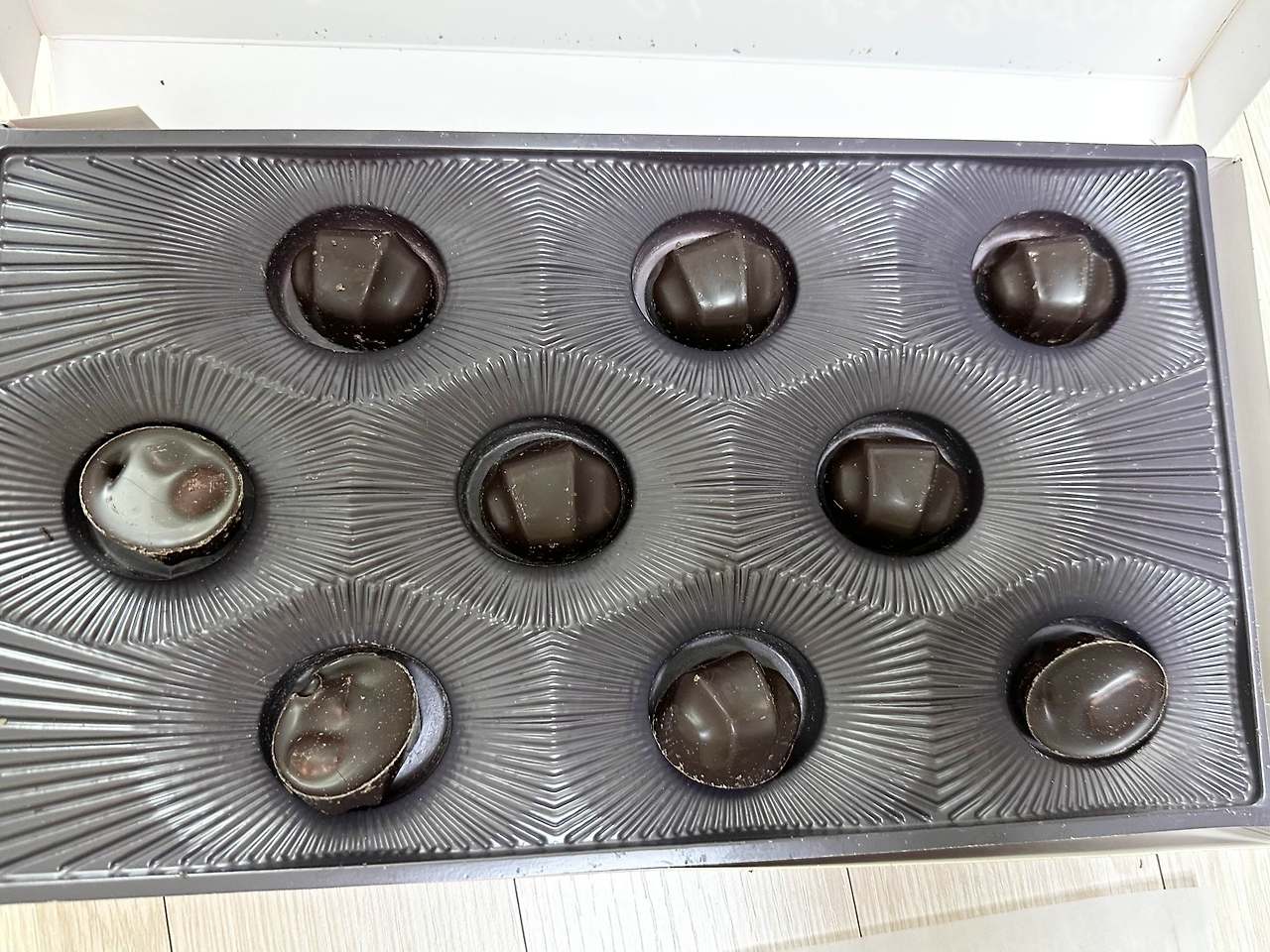 괌 기념품 마카다미아 초콜릿은 꼭 사야한다구요 메이들린의 작은 오두막집