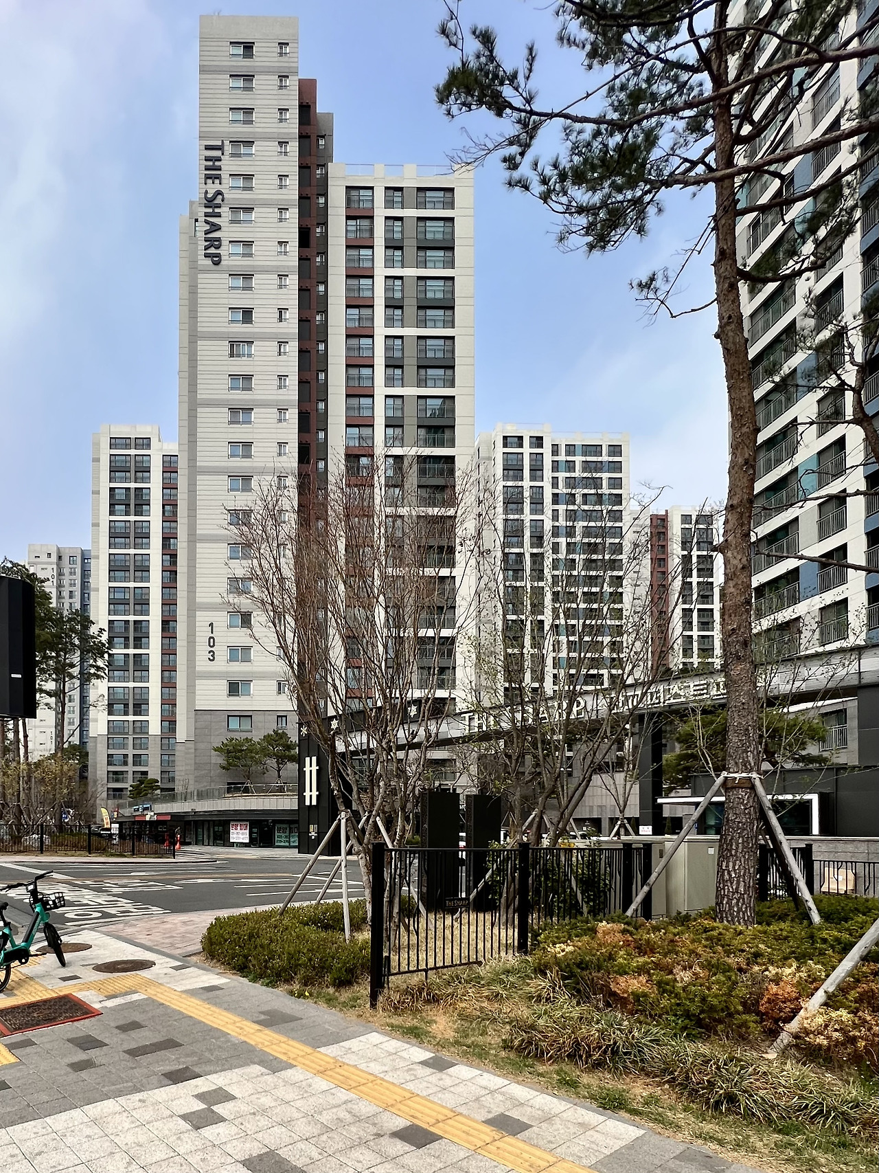 경기도 성남시 백현동 신축 아파트 더샵판교퍼스트파크