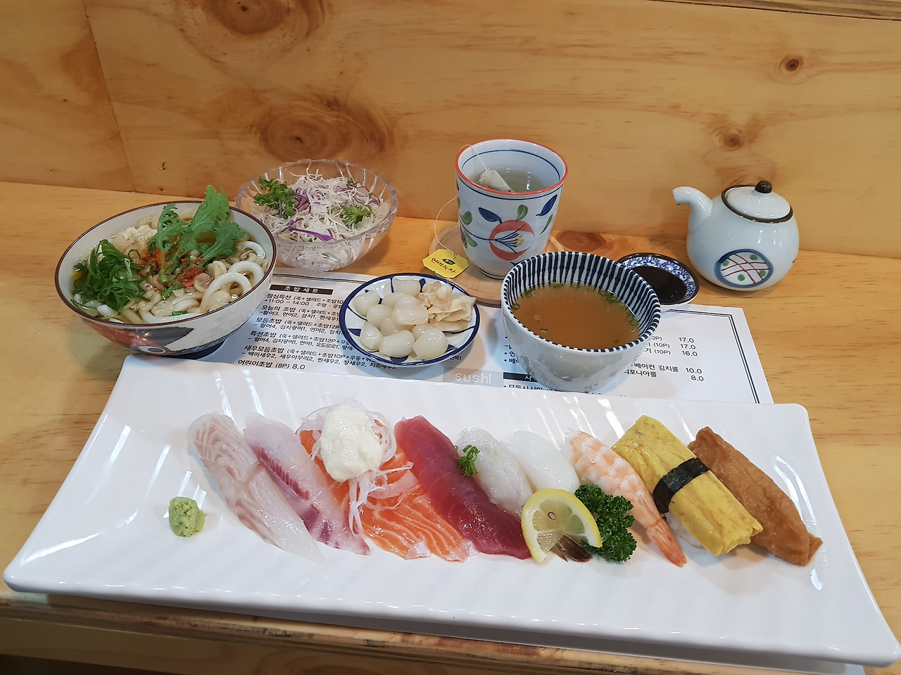 초밥쟁이 영통초밥 맛집 초밥쟁이 입에서 살살 녹는 초밥 전문점 강추해요