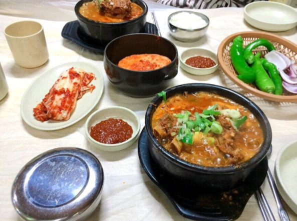 김영철의 동네한바퀴 세종시 등뼈 해장국 파는 곳 구매 택배 주문 방법 진성 민속촌 정보