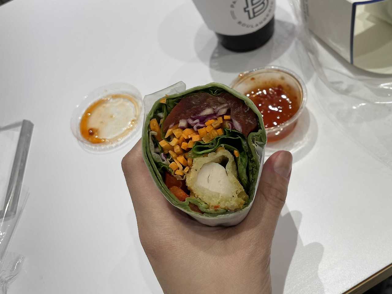 파리바게트 치킨커틀릿 샐러드랩 샌드위치 가격 칼로리 맛 정보 메이들린의 작은 오두막집