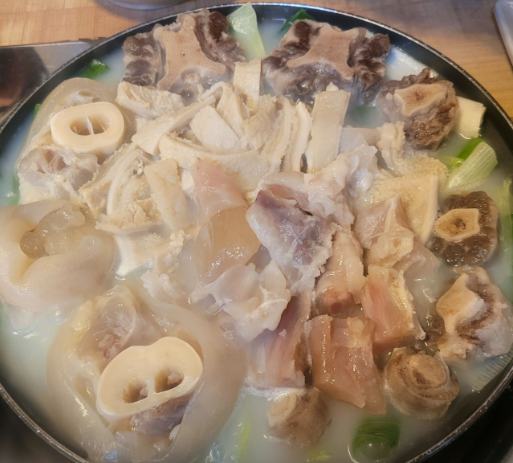 허영만 백반기행 조혜련과 함께한 안양군포밥상 안양중앙시장 보양식 수육전골맛집 위치예약