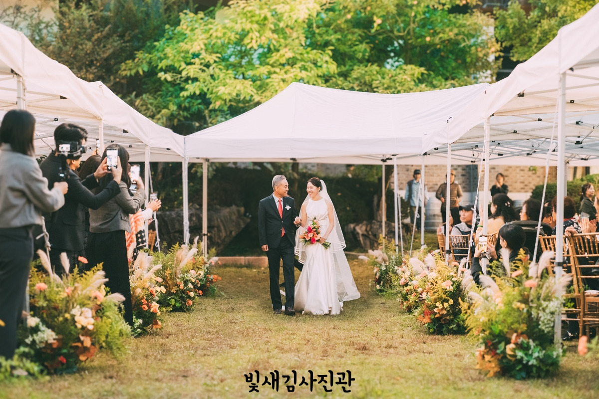 빌라드소전 본식스냅 시흥 소전미술관 웨딩 야간결혼식 빛새김사진관 야외결혼식 하우스웨딩 나이트웨딩 스몰웨딩스냅