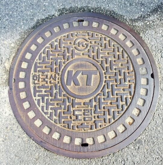 맨홀이란? 도로의 KT, SKT, LU+ 맨홀 역할