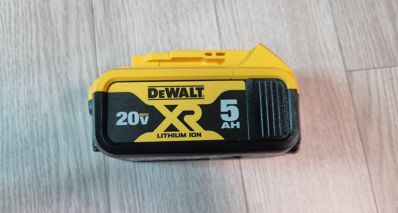 디월트 배터리 20v 5.0 DCB184 리뷰, 서비스센터 소개