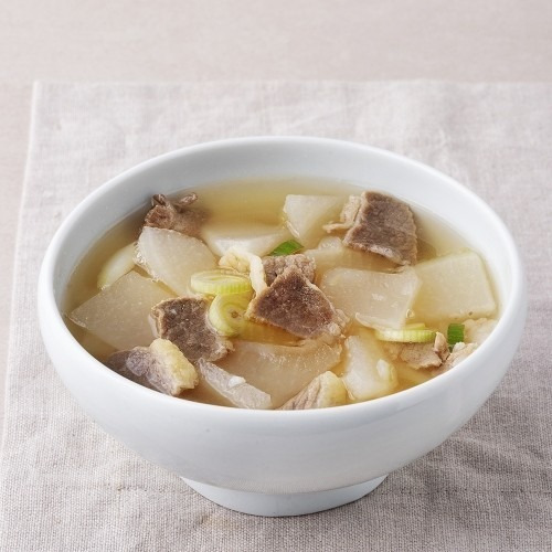 How to Make Comforting and Nutritious Korean Beef and Radish Soup ...
