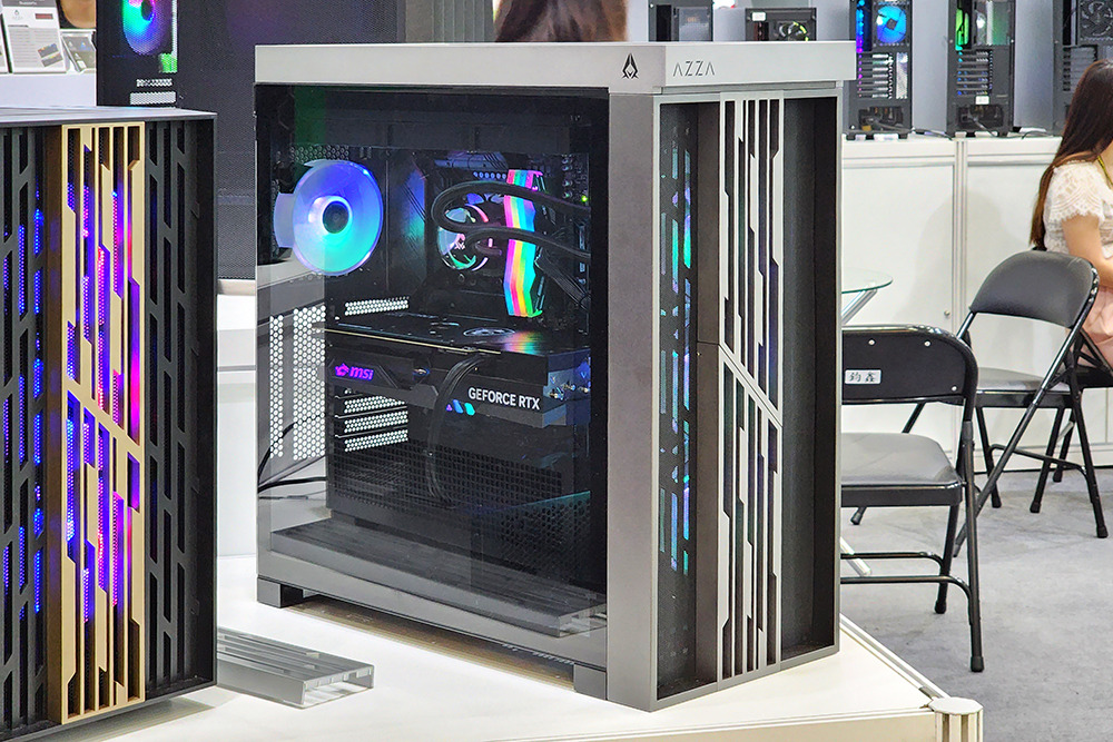 [컴퓨텍스 2023] AZZA의 제일 독특한 PC 케이스 살펴보니?