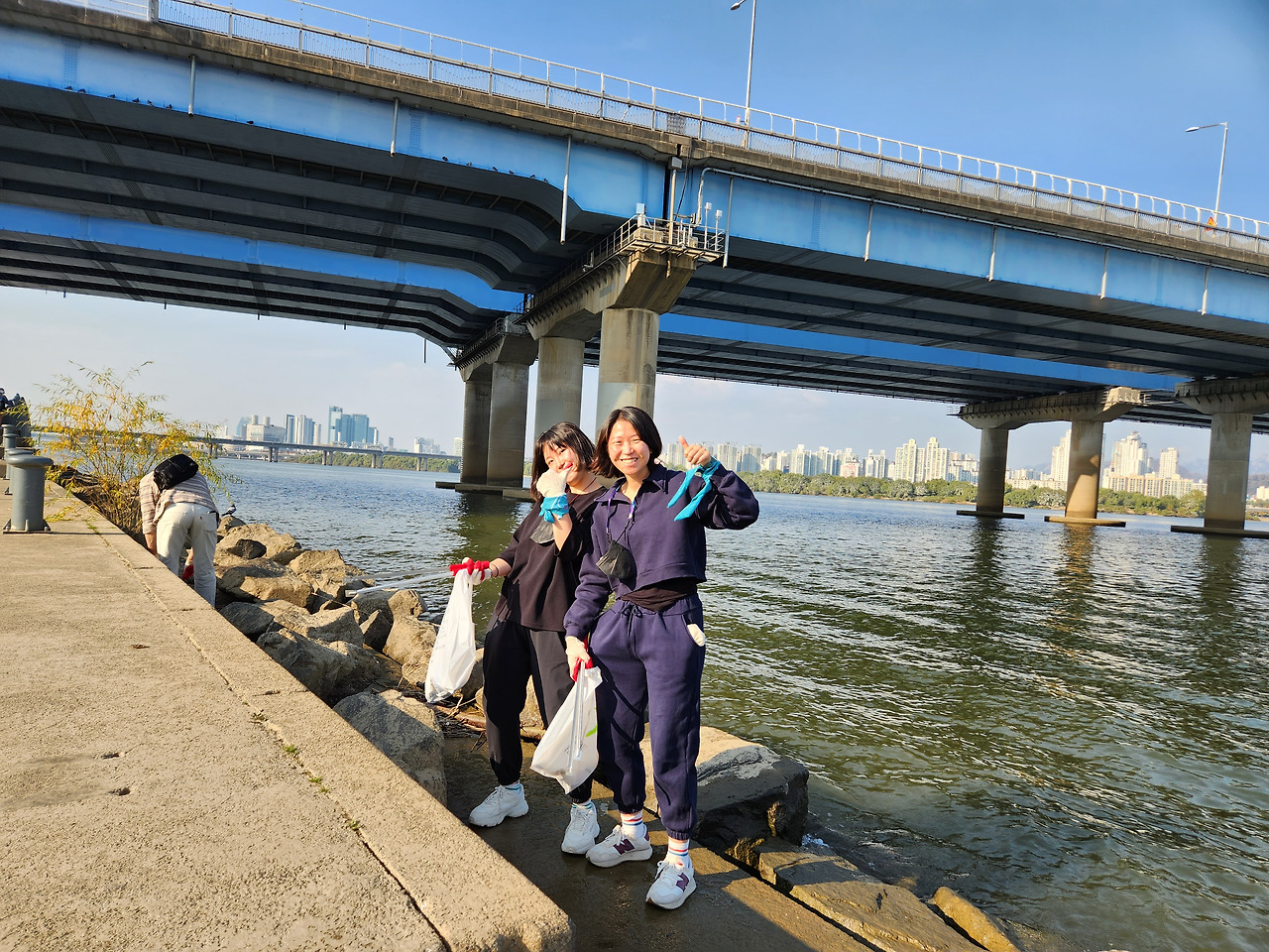 2022 첫 플로깅(Plogging) 챌린지 후기 :)┃언어문화NGO 조인어스코리아