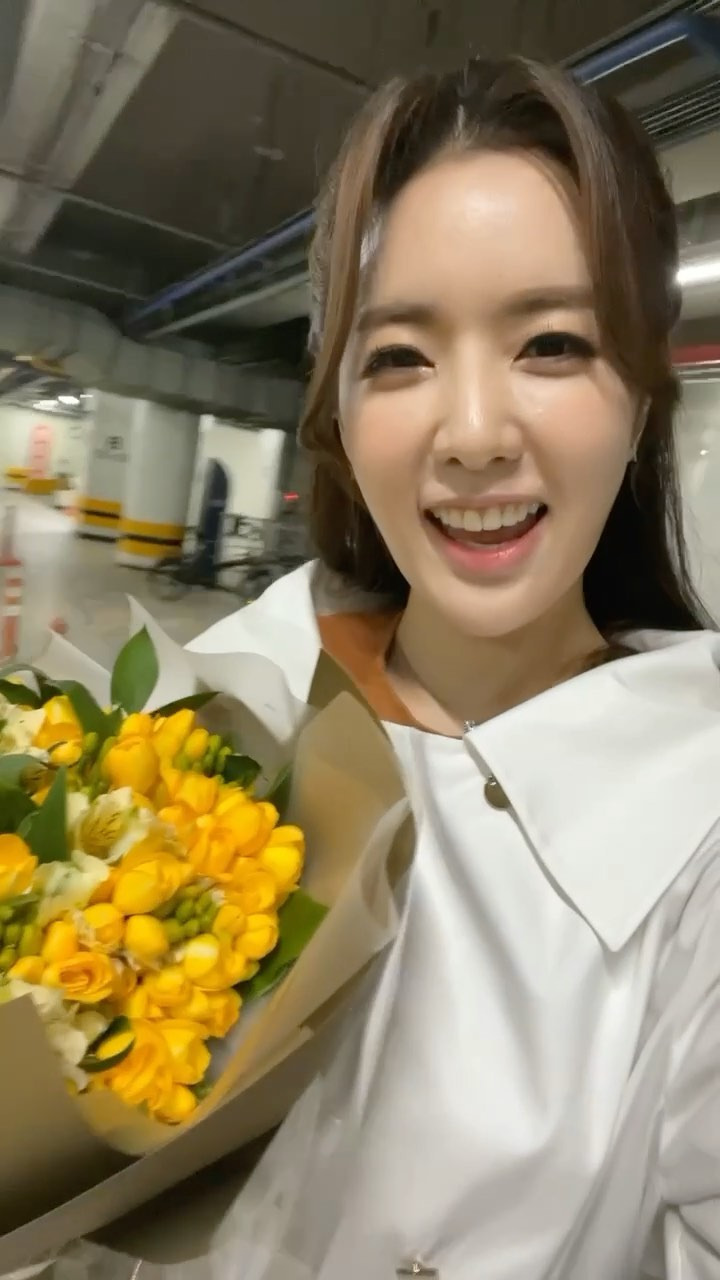 KBS 정지원 아나운서 프로필, 진품명품 주화와 목판 “결혼 남편 소준범 감독 자녀 나이 검스 화보 키 멘사 IQ 학력 가족”