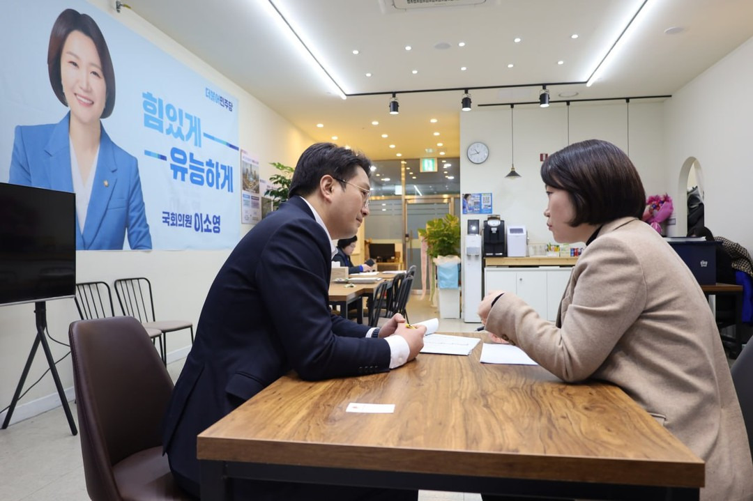 경기 화성정 더불어민주당 국회의원 후보 전용기 프로필 자세히 알아보기