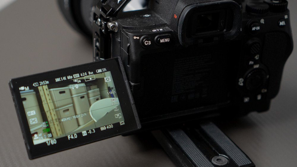 📷 [리뷰] 소니 A7M4 풀프레임 미러리스 리뷰 | 4K 스위블액정 전자식마이크 듀얼메모리 HDMI 크리에이티브룩