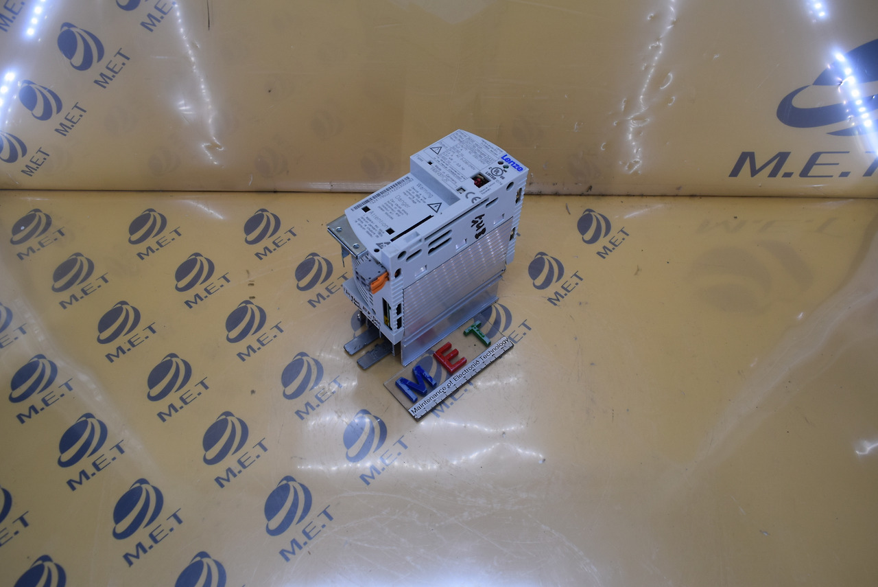 LENZE E82EV371_2C[DRIVE] / 산업용 자동화 장비 수리 / (주)엠이티