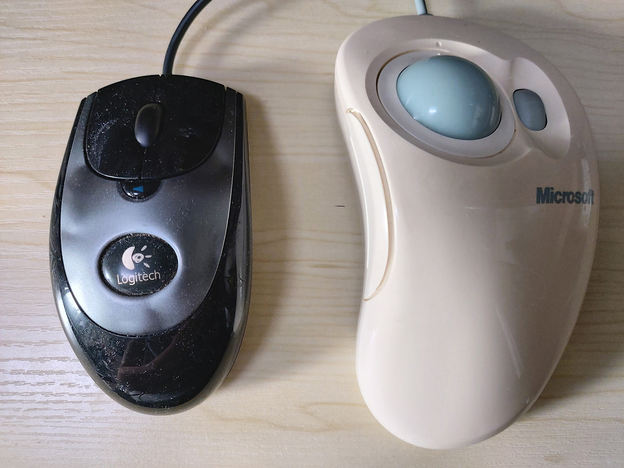 Microsoft IntelliMouse Trackball V1.0