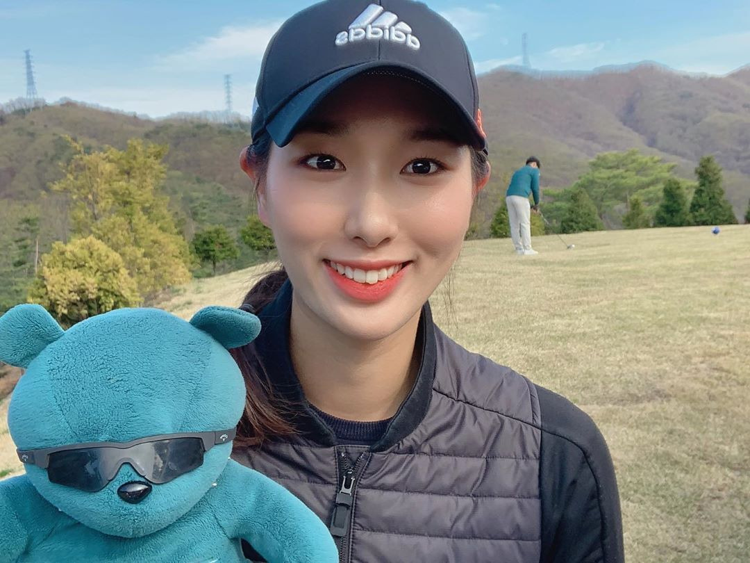 대한민국 Klpga 프로골퍼 글래머 골퍼 장소진프로 압도적 피지컬 송유나프로 예쁜 프로골퍼 문지은프로