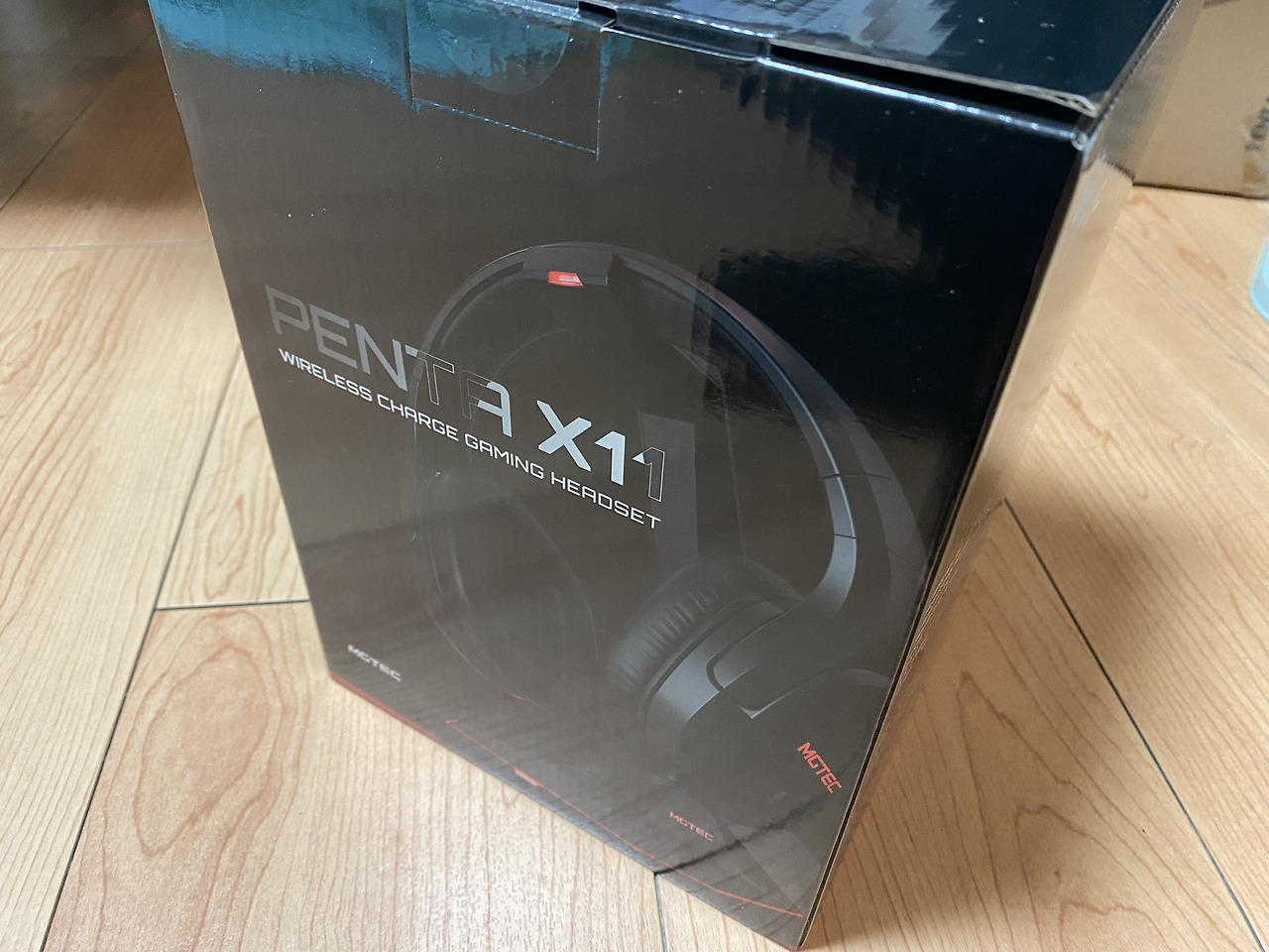 엠지텍 PENTA X11 무선 헤드셋으로 게임을 지배하자