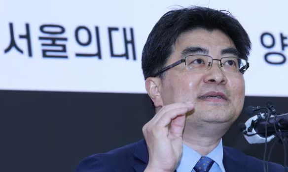 서울의대 교수들의 진료 중단과 사직 결정 의료계의 우려와 대응