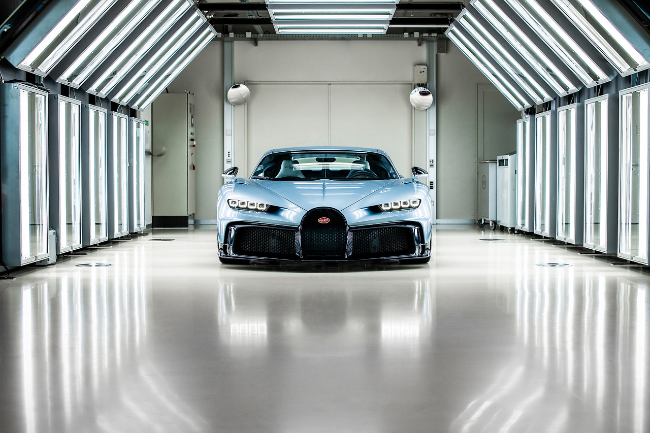 2023 부가티 ‘시론 프로필리bugatti Chiron Profilée의 사진 원본 경매로 나온 원오프 모델입니다