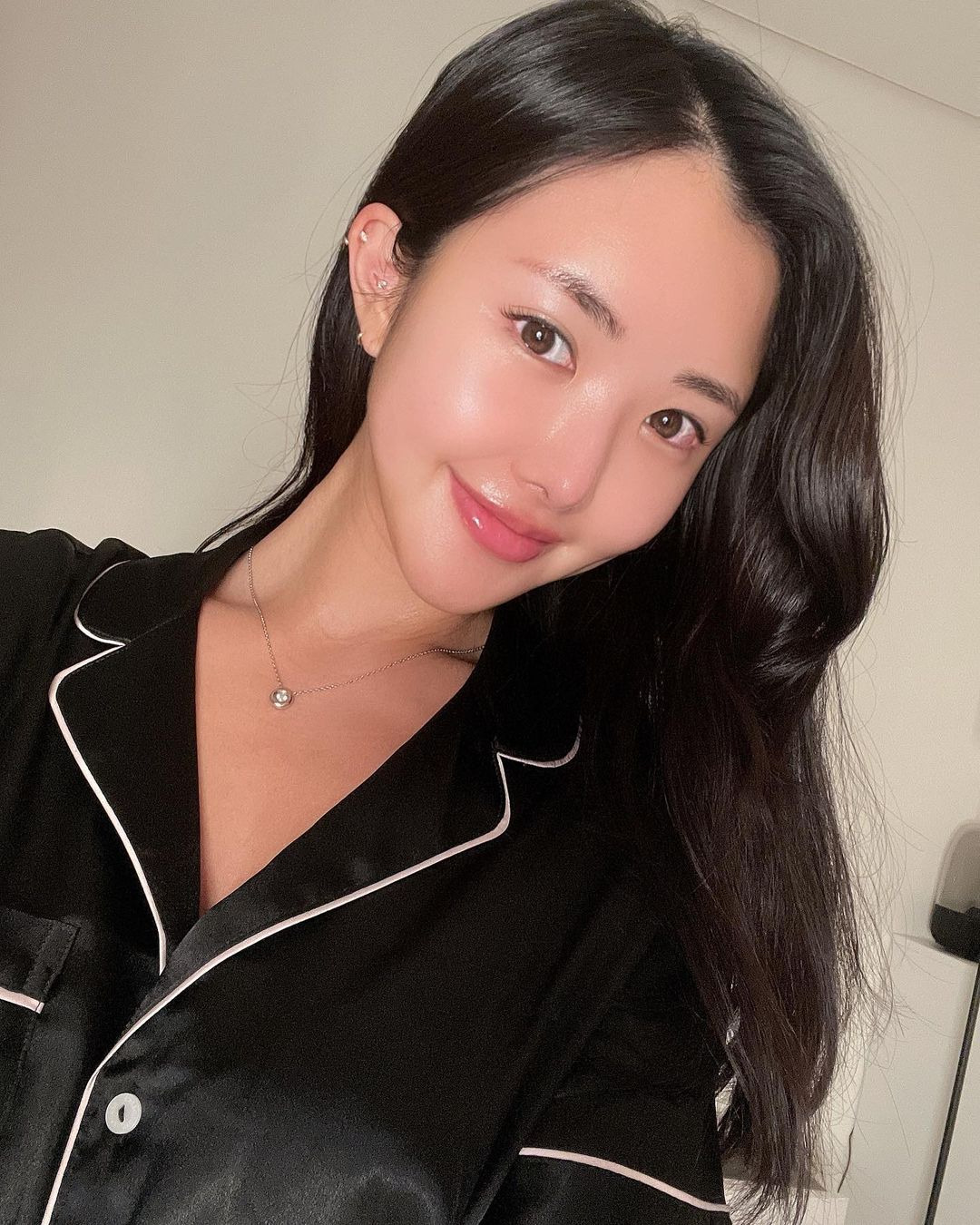 건강미인 우이니 사장님 인스타그램 셀카 사진 모음 — 스타들의★ 근황을 모아서