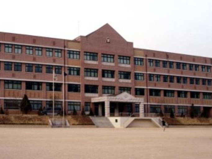 넷플릭스 청담국제고등학교 내용 결말 4회 줄거리 4화 리뷰 드라마 후기 성신여자대학교 운정 그린 캠퍼스 서희수 강성용