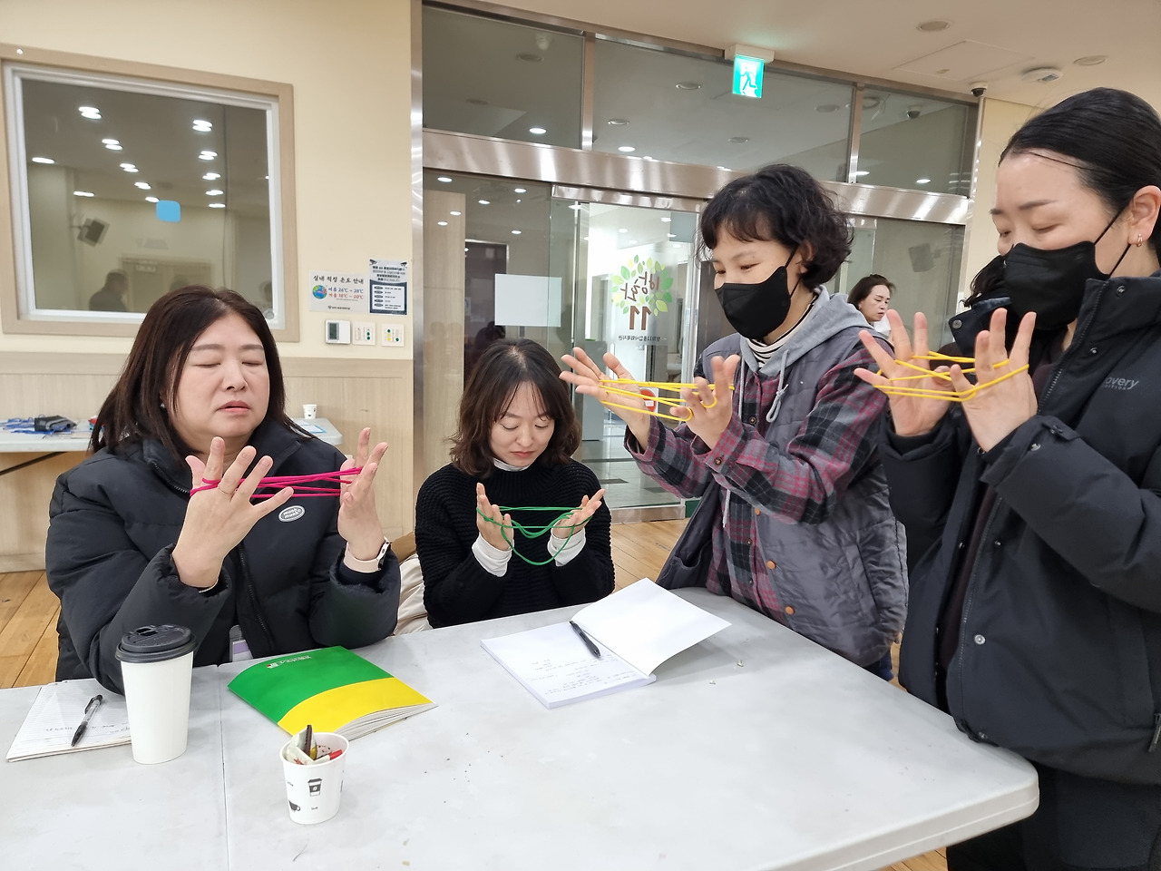 동네친구들 전래놀이 활동가 교육 4회기 쌩쌩이 공기놀이 가위바위보 긴줄넘기 8자놀이 달팽이놀이 떡장수 놀이