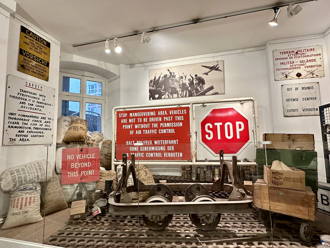 독일 베를린에서 꼭 가야할 곳 체크포인트 찰리 박물관 Haus Am Checkpoint Charlie