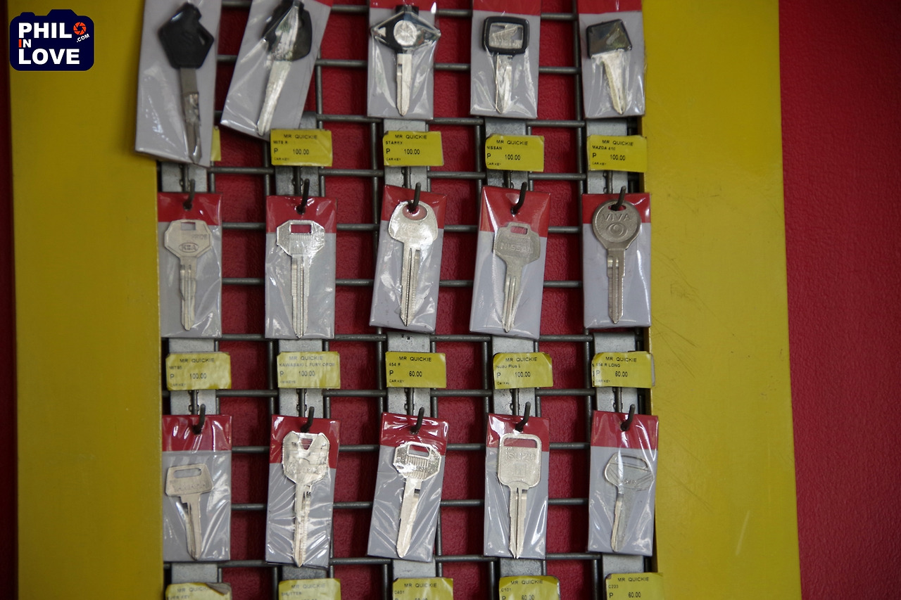 [필리핀 마닐라 생활] 신발수선, 열쇠복사가게 - 미스터 퀵키(Mr. Quickie)