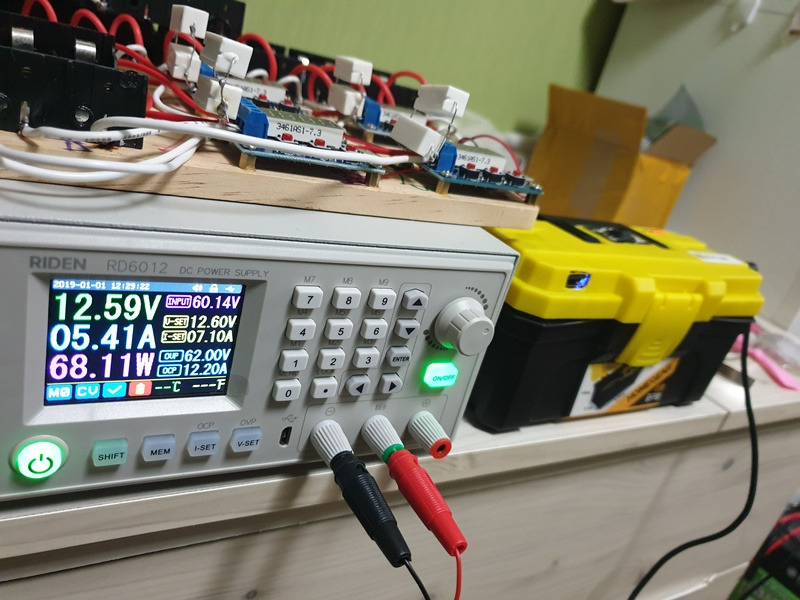 Diy 다이소 천원 공구통 파워뱅크 만들기 무차별 대량 비난
